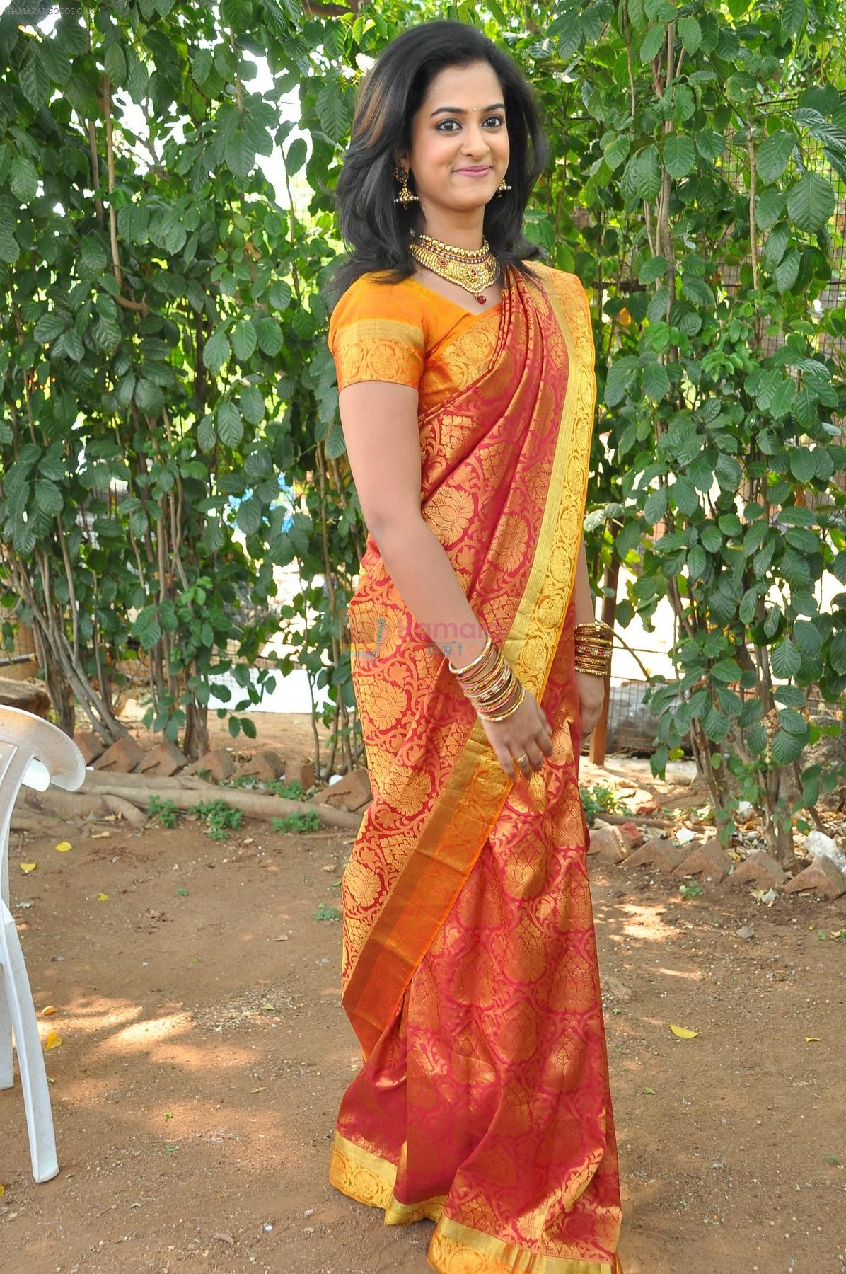 Nanditha / Nanditha - Bollywood Photos